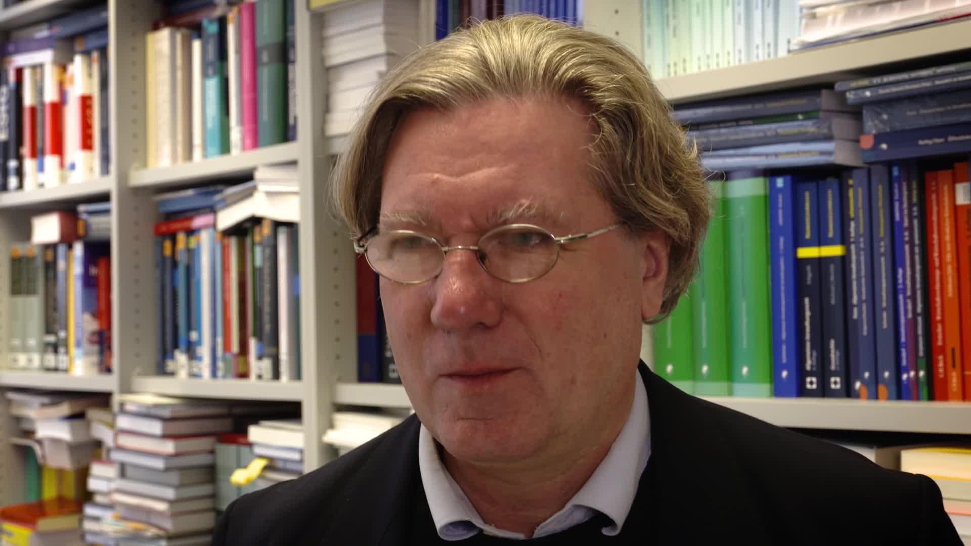Schwerpunktbereich X:Europa- und Völkerrecht - Prof. Dr. Stefan Oeter ...